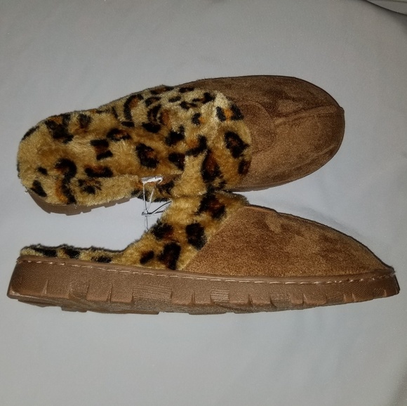 Shoes | Womens Leopard Print Slippers | Poshmark
